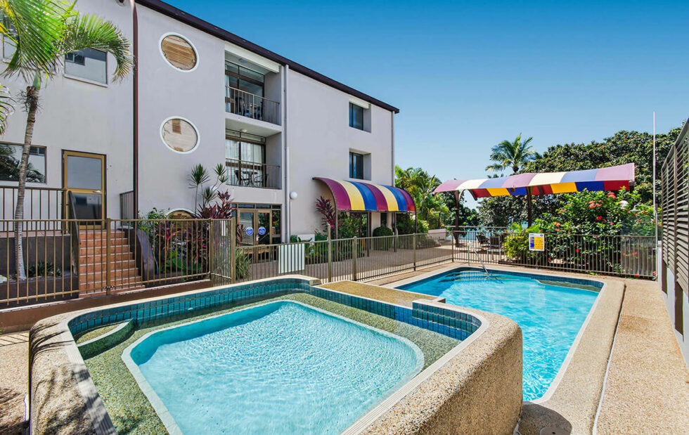 Self contained apartments - Waters Edge The Strand