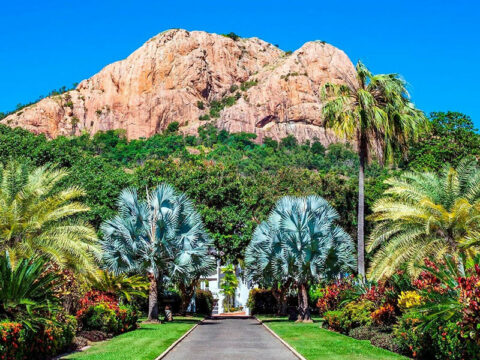 Townsville Area - Waters Edge The Strand